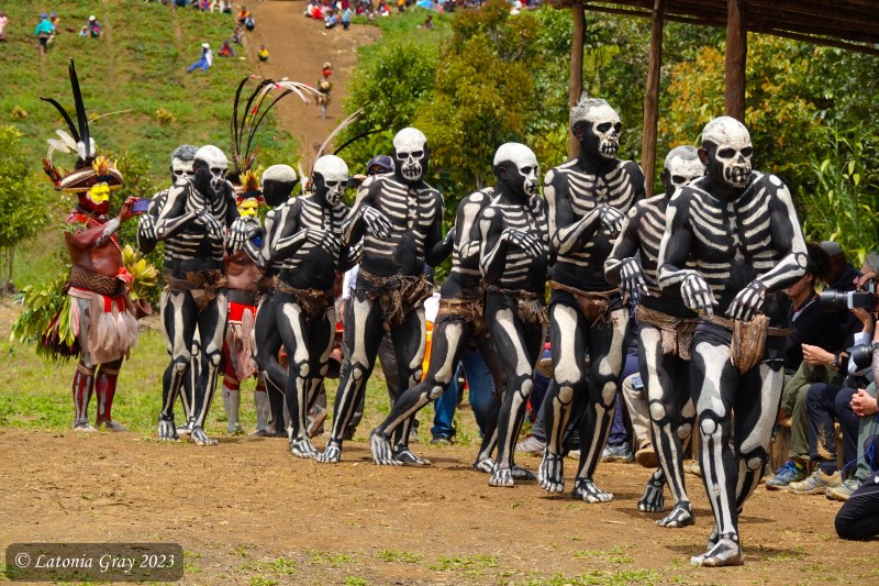 Tribe Profile: The Skeleton Men of Papua New Guinea - Soul-O-Travels